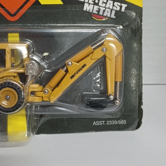 ERTL | Other | Ertl New Vintage 994 Die Cast Metal Ford Tractor Loader ...